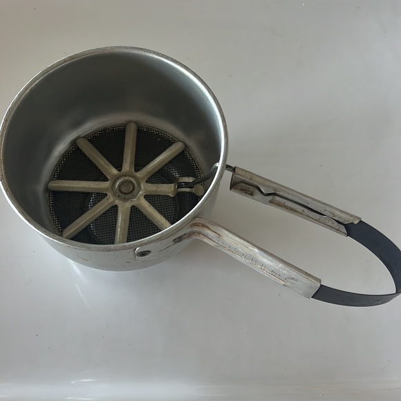 Foley | Kitchen | Euc Vintage Foley Stainless Steel Flour Sifter | Poshmark